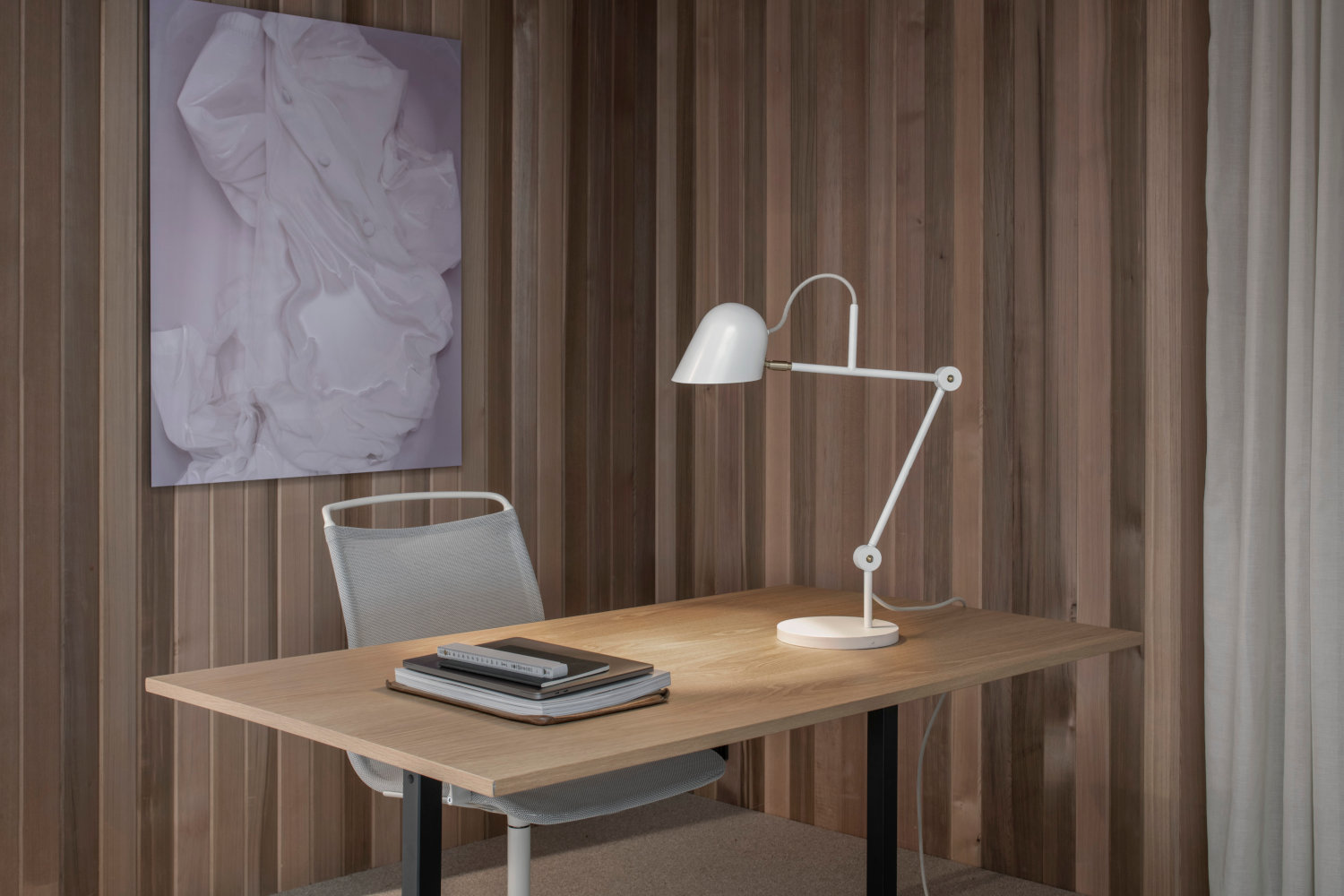 Robuste Gelenk-Tischleuchte aus Schweden STRECK mit LED – Casa Lumi